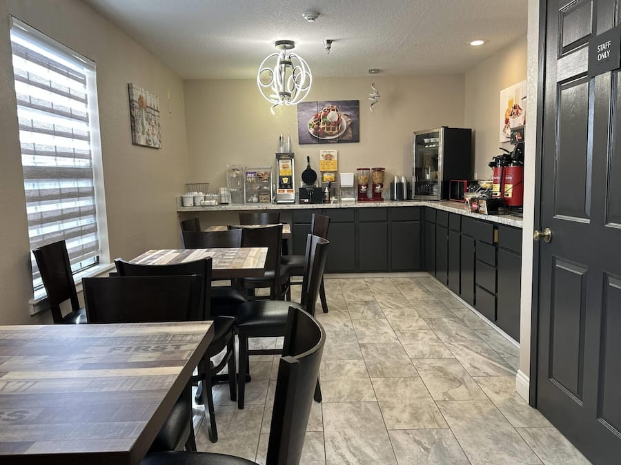 Pequeno-almoço takeaway diário incluído