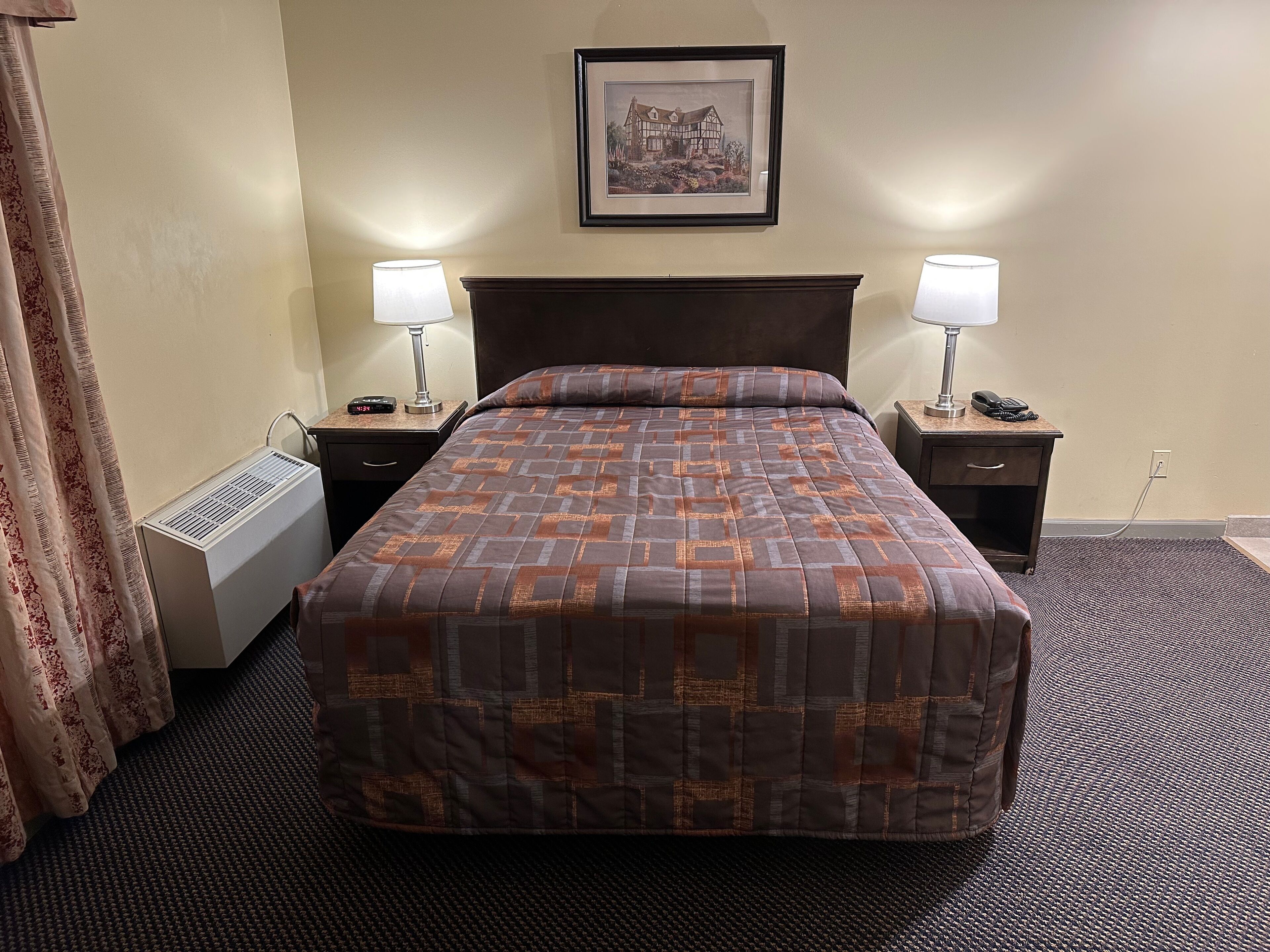 Canadian Inn Reviews, Deals & Photos 2023 - Expedia.ca