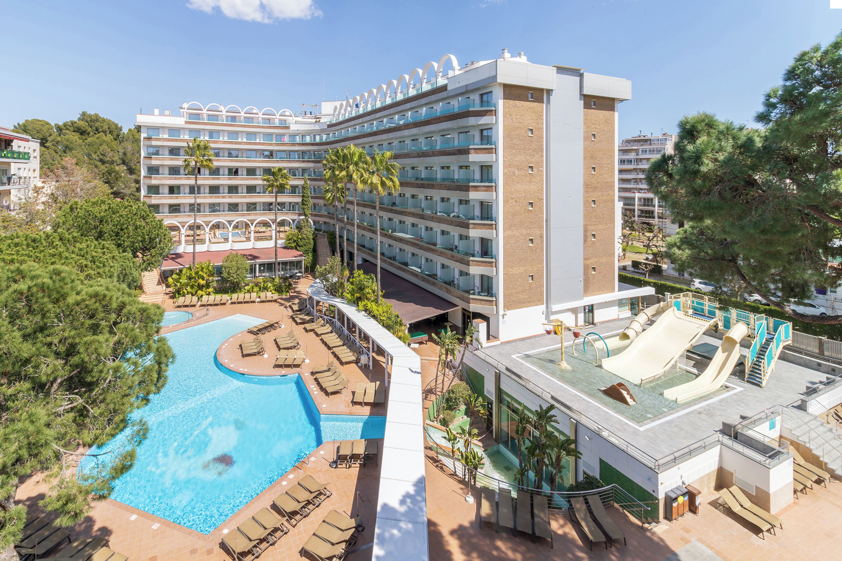 Fachada da propriedade