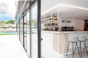 Bar (no alojamento)