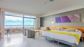 Minibar, secretária, cortinas/cortinados opacos