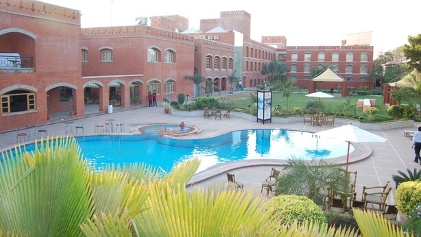 Piscina externa