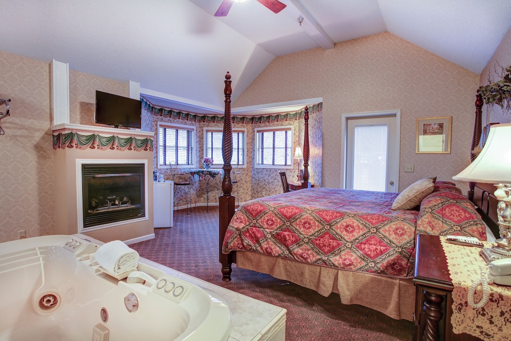 Afton House Inn - Hudson, WI