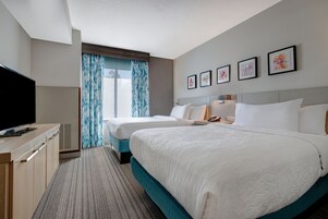 Roupa de alta qualidade, secretária, ferro/tábua de engomar 