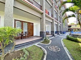 Quarto Duplo ou Twin Deluxe, no rés do chão (Pool Access) | Vista do quarto