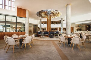 4 restaurantes, café da manhã, culinária italiana