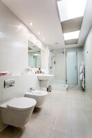 Apartamento família | Chuveiro