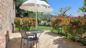 Quarto Duplo Comfort | Edredões de penas, secretária, cortinas/cortinados opacos, Wi-fi grátis