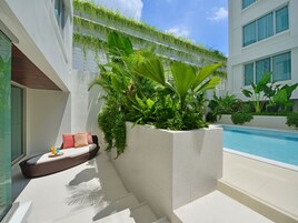 Suite Pool Access (New Wing) | Vista do quarto