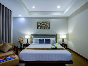 Suite Executiva, 1 cama king-size, varanda | 1 quarto, cofre no quarto, secretária, quartos insonorizados 