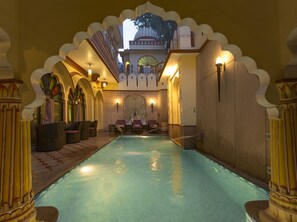 Piscina interna
