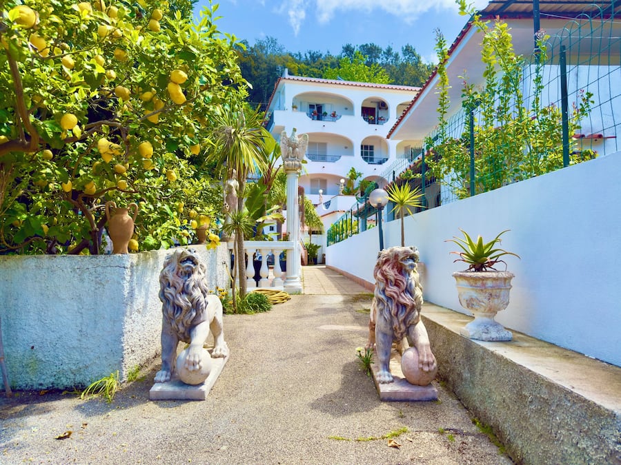 Entrada do alojamento