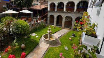 Fachada da propriedade