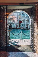 Entrada do alojamento