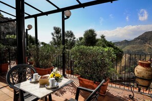 Casa de campo (Garden) | Vista da sacada