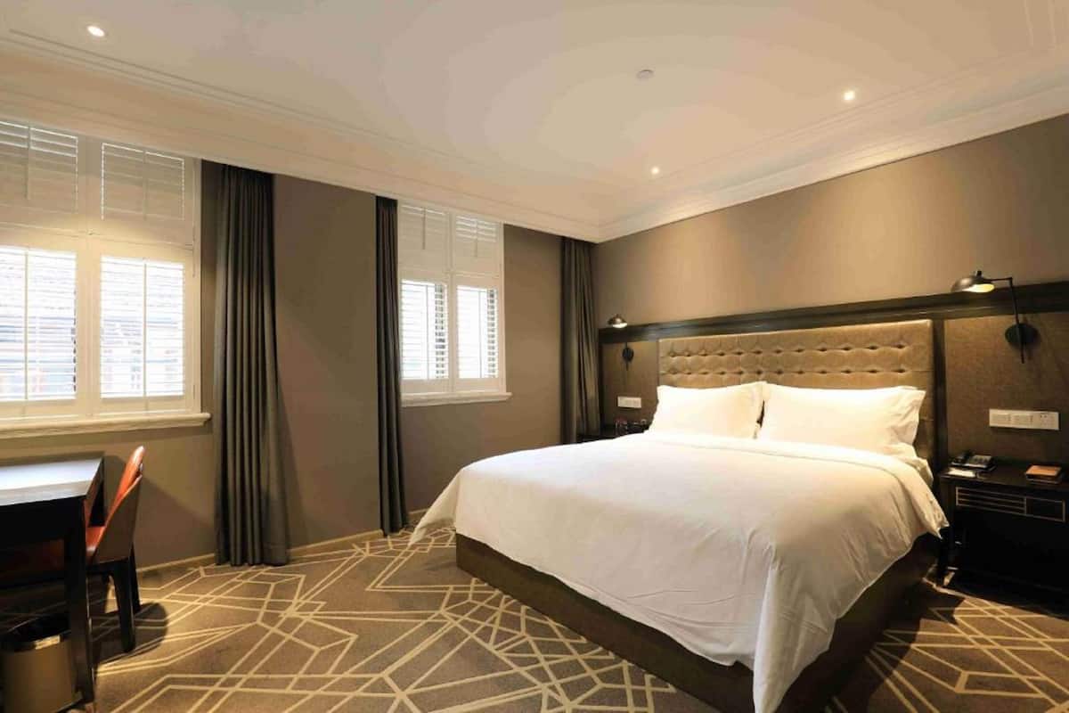 Quarto casal (Extreme Sassy) | 1 quarto, frigobar, cofres nos quartos, escrivaninha