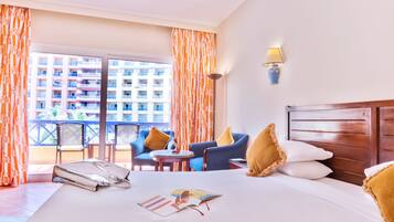 Quarto Duplo ou Twin Standard, vista para a lagoa (King) | Lençóis de algodão egípcio, roupa de alta qualidade, minibar