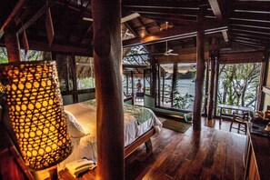 Ocean View Bungalow | Roupas de cama premium, edredons de pluma