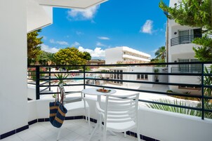 Quarto Twin | Terraço/pátio interior