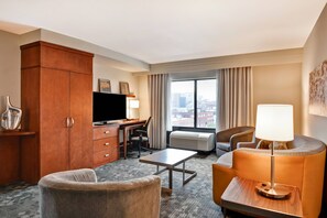 Courtyard by Marriott Wichita At Old Town in Wichita: Find Hotel ...