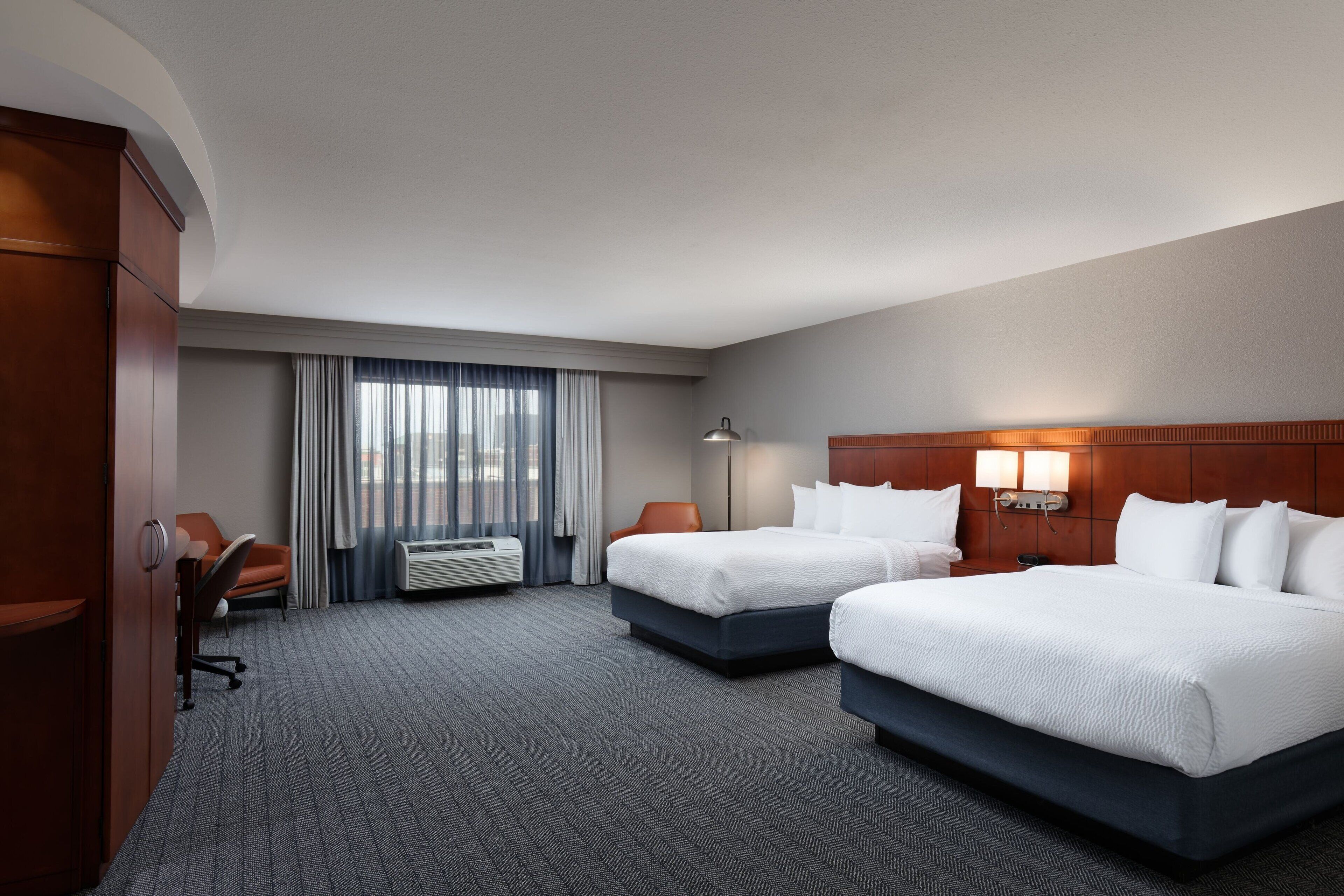 Courtyard by Marriott Wichita At Old Town in Wichita: Find Hotel ...