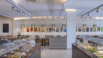 2 restaurantes, jantares servidos