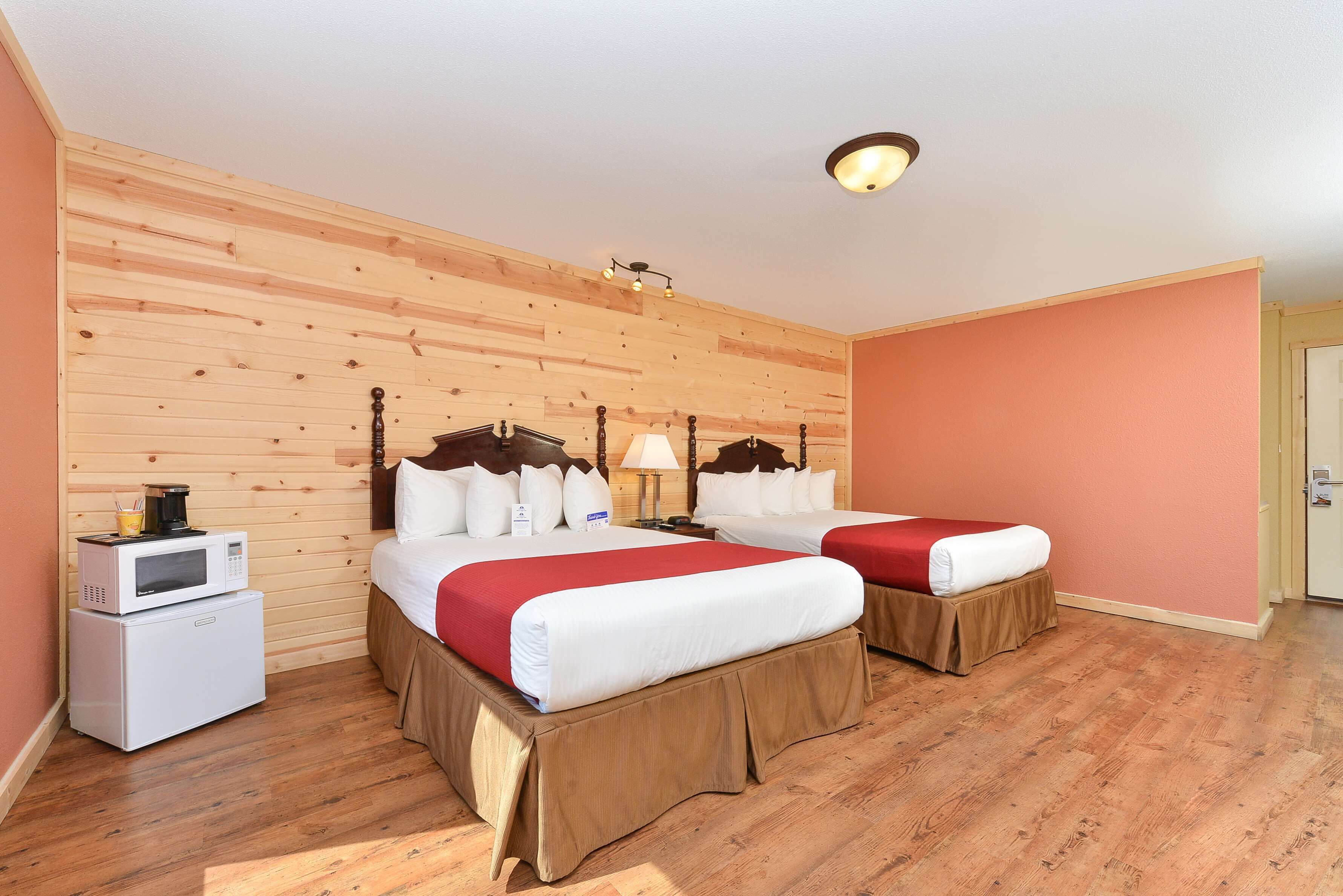 Best Western Plains Motel in Wall: Find Hotel Reviews, Rooms, and ...