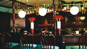 Bar (no alojamento)