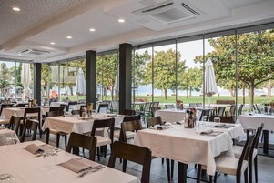 Café da manhã e jantar, culinária italiana