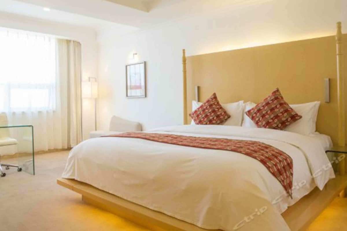 Roupa de alta qualidade, minibar, cofre no quarto, camas desdobráveis