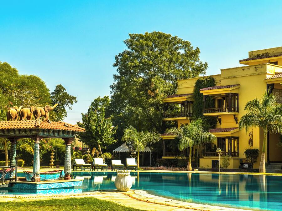 3 piscinas externas