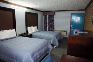 Quarto casal | Roupas de cama antialérgicas, escrivaninha, cortinas blackout