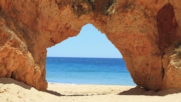 Perto da praia, bares na praia
