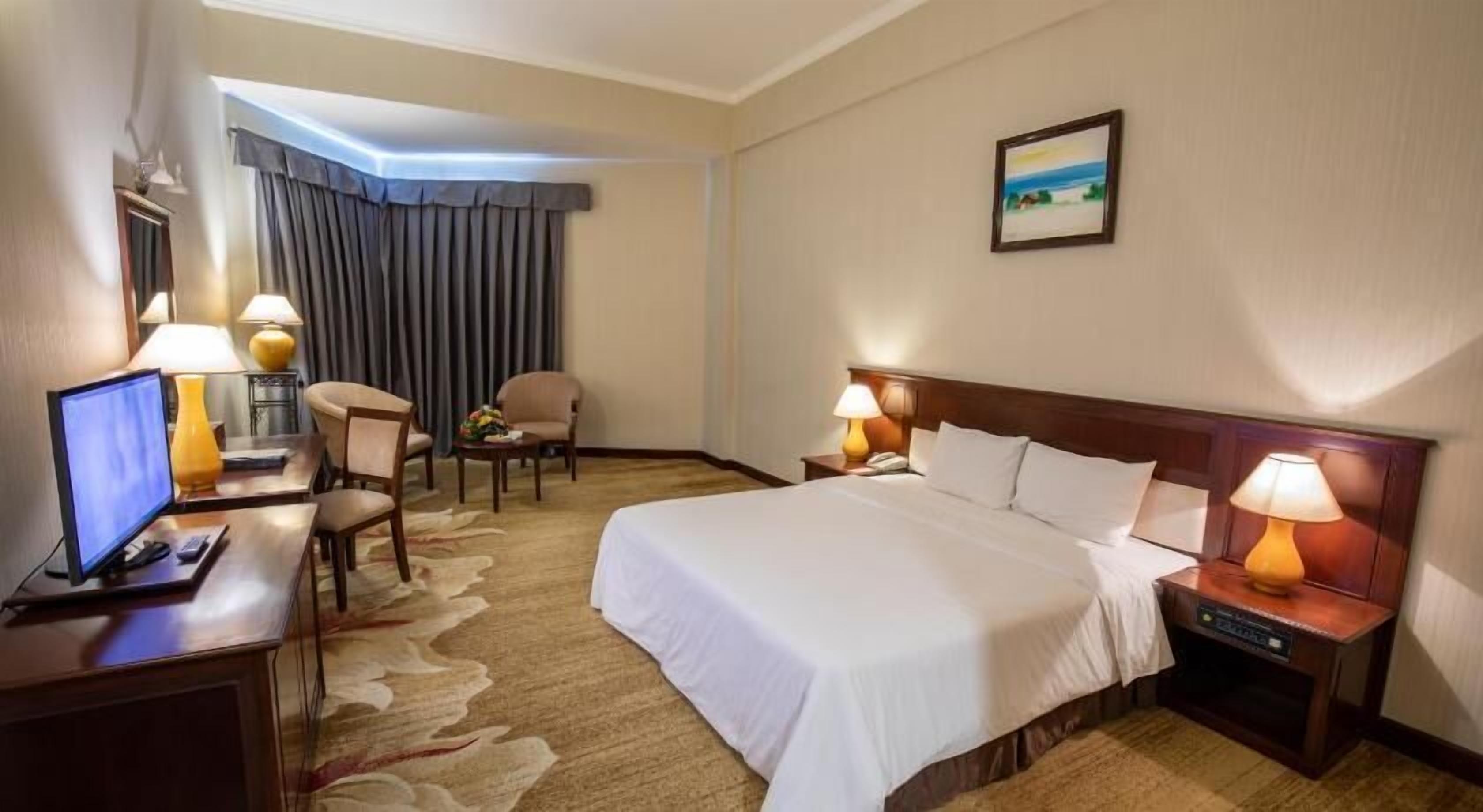 1 quarto, minibar, cofre no quarto, secretária 