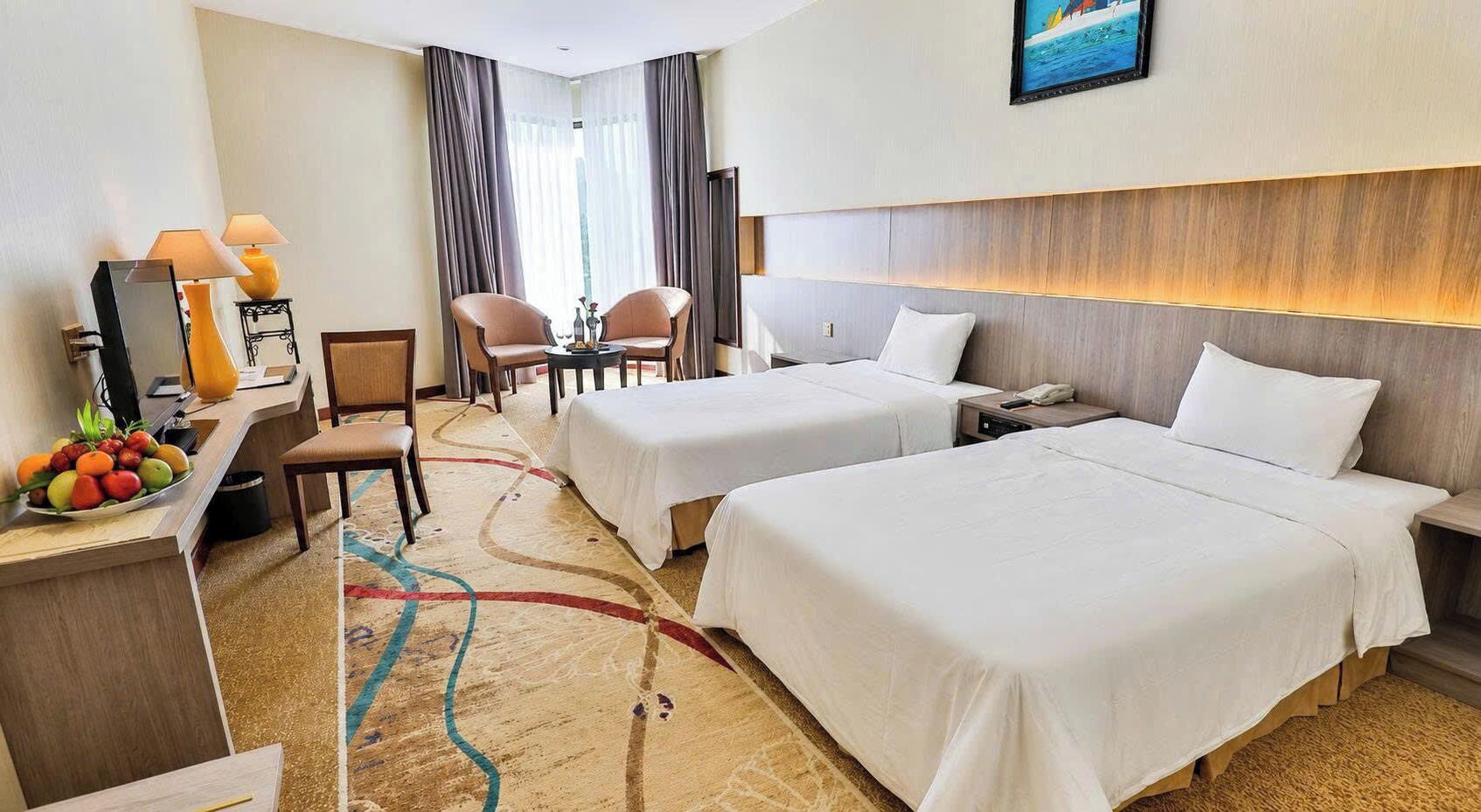 Quarto Twin de Luxo, vista para o mar | 1 quarto, minibar, cofre no quarto, secretária 