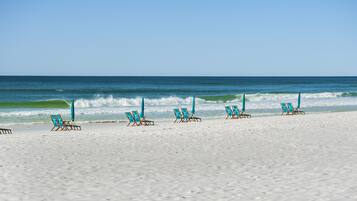 Uma praia privada, praia de areia branca