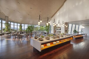 Serviço de café da manhã, vistas para o mar 