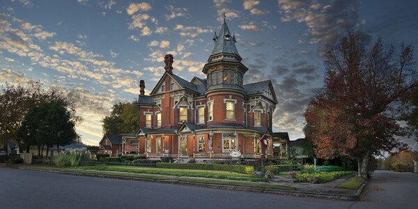 The Empress Of Little Rock - Arkansas