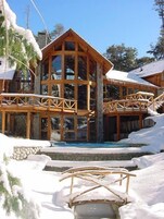 Fachada da propriedade