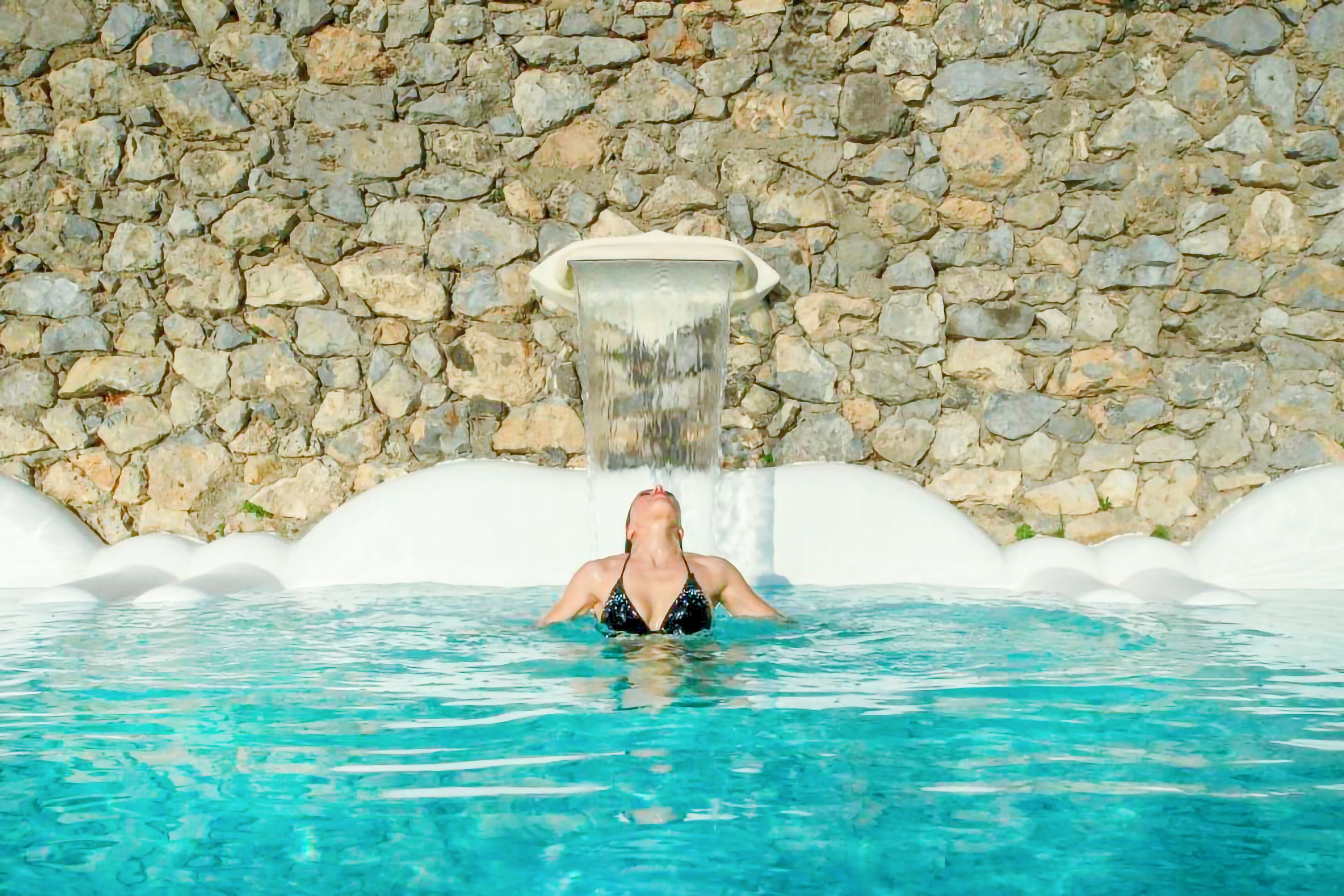 Piscina no piso superior
