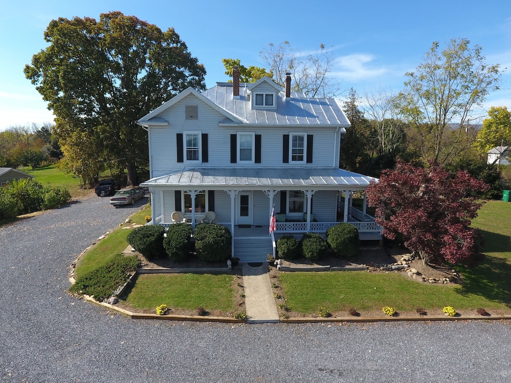 Mayneview B&b - Shenandoah National Park