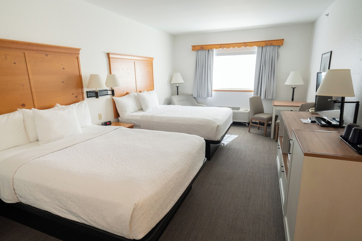 Quarto, 2 camas queen-size (Alpine) | Roupa de alta qualidade, camas de colchão pillowtop