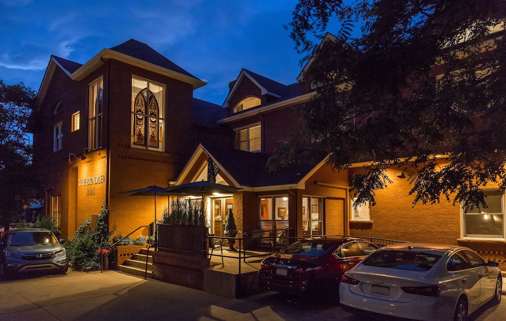 Bradley Boulder Inn - Boulder, CO