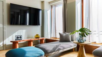 Suite (Loft Suite) | Roupa de alta qualidade, edredões de penas, cortinas/cortinados opacos