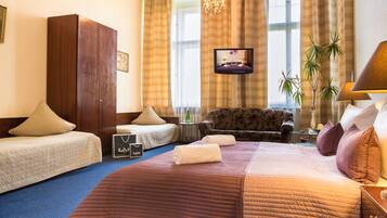 Cofres nos quartos, individualmente decorados