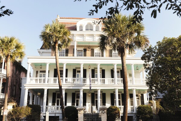 20 South Battery - Mount Pleasant, SC