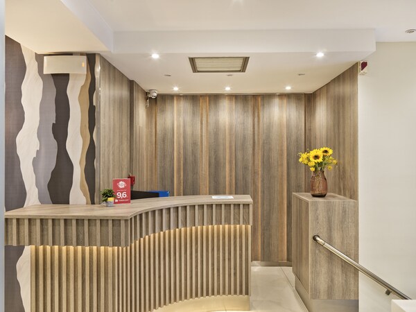 Phidias Piraeus Hotel - Пирей