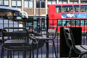 Pequenos-almoços, almoços e jantares servidos 