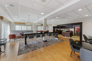 Pequeno-almoço tipo buffet diário incluído