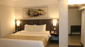 Roupa de alta qualidade, camas de colchão pillowtop, minibar